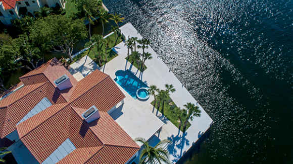 USA: Bontana Peninsula | International Property & Travel